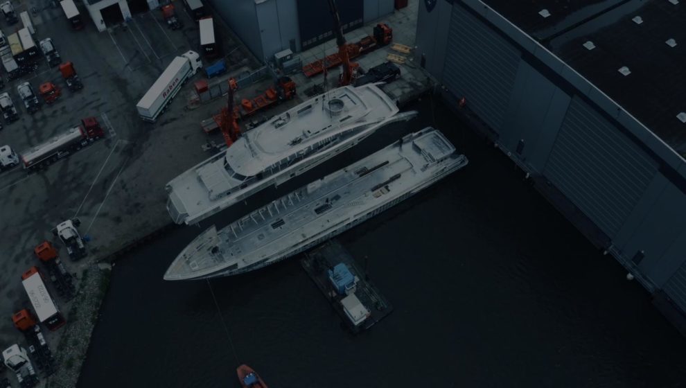 Project Electra - Joining hull and superstructure - Heesen Yachts
